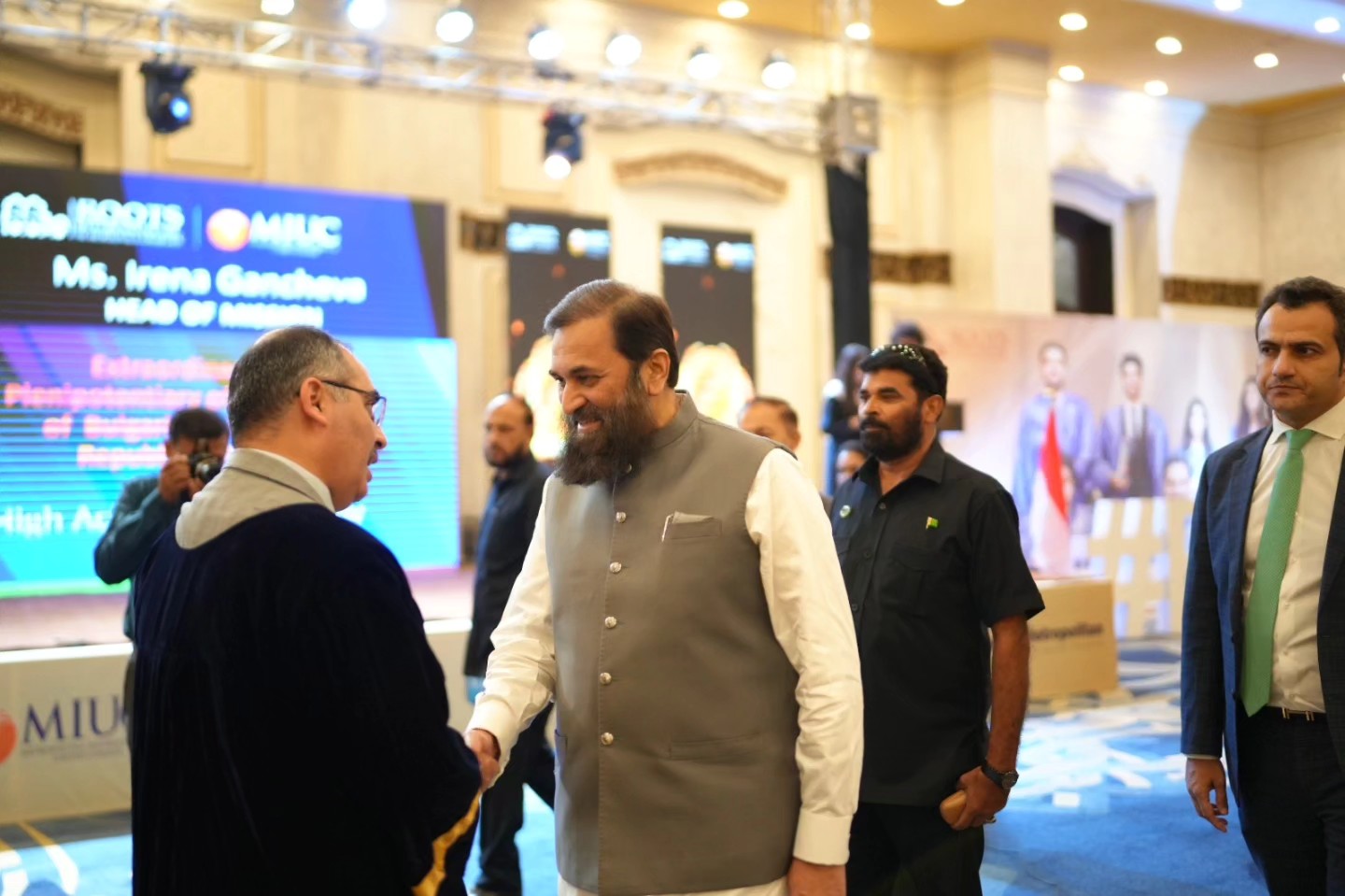 High Achievers Ceremony at Central Region – Roots International Schools ...